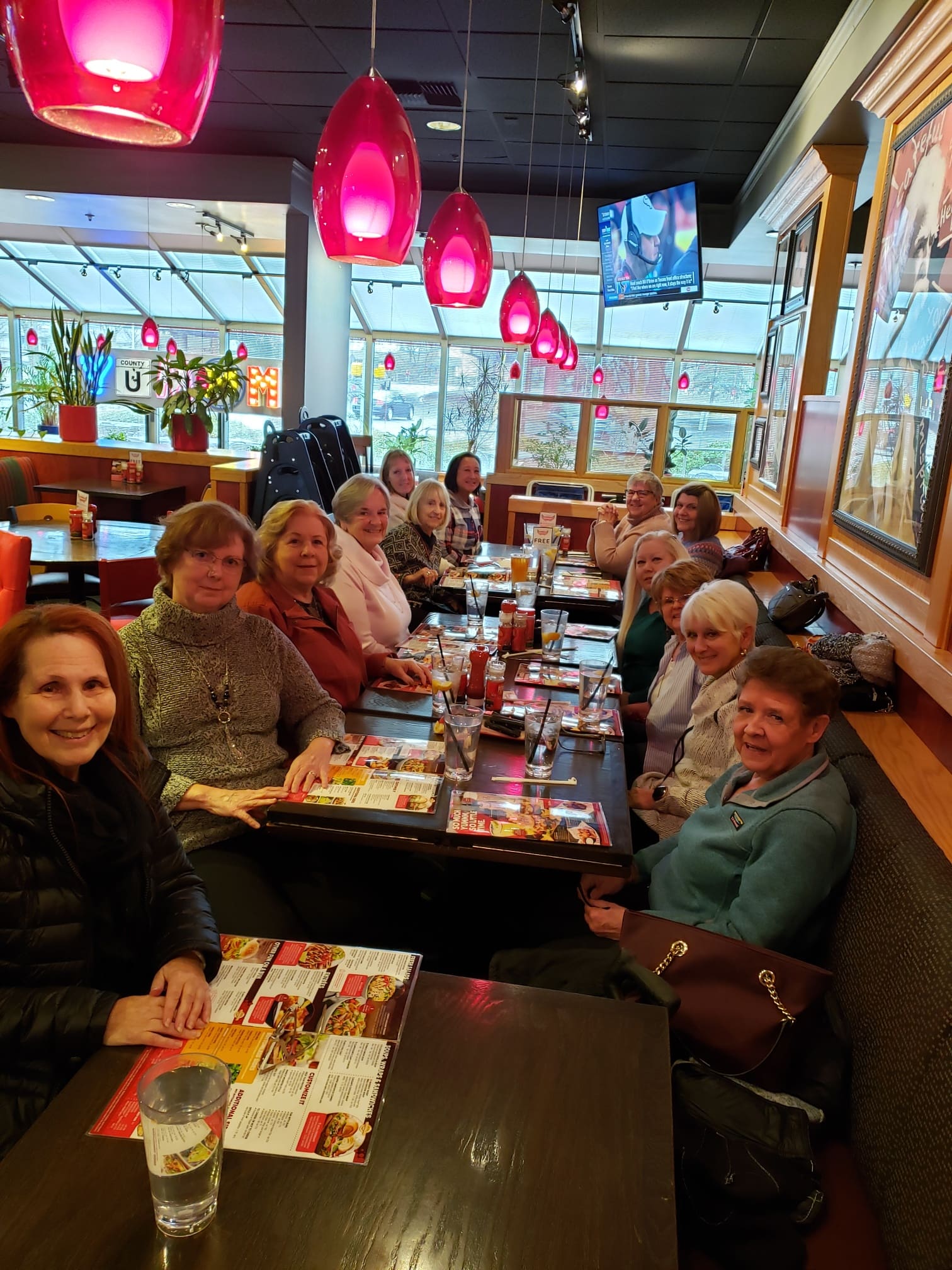 Ladies Dining Out - Eagle Point Womens Club