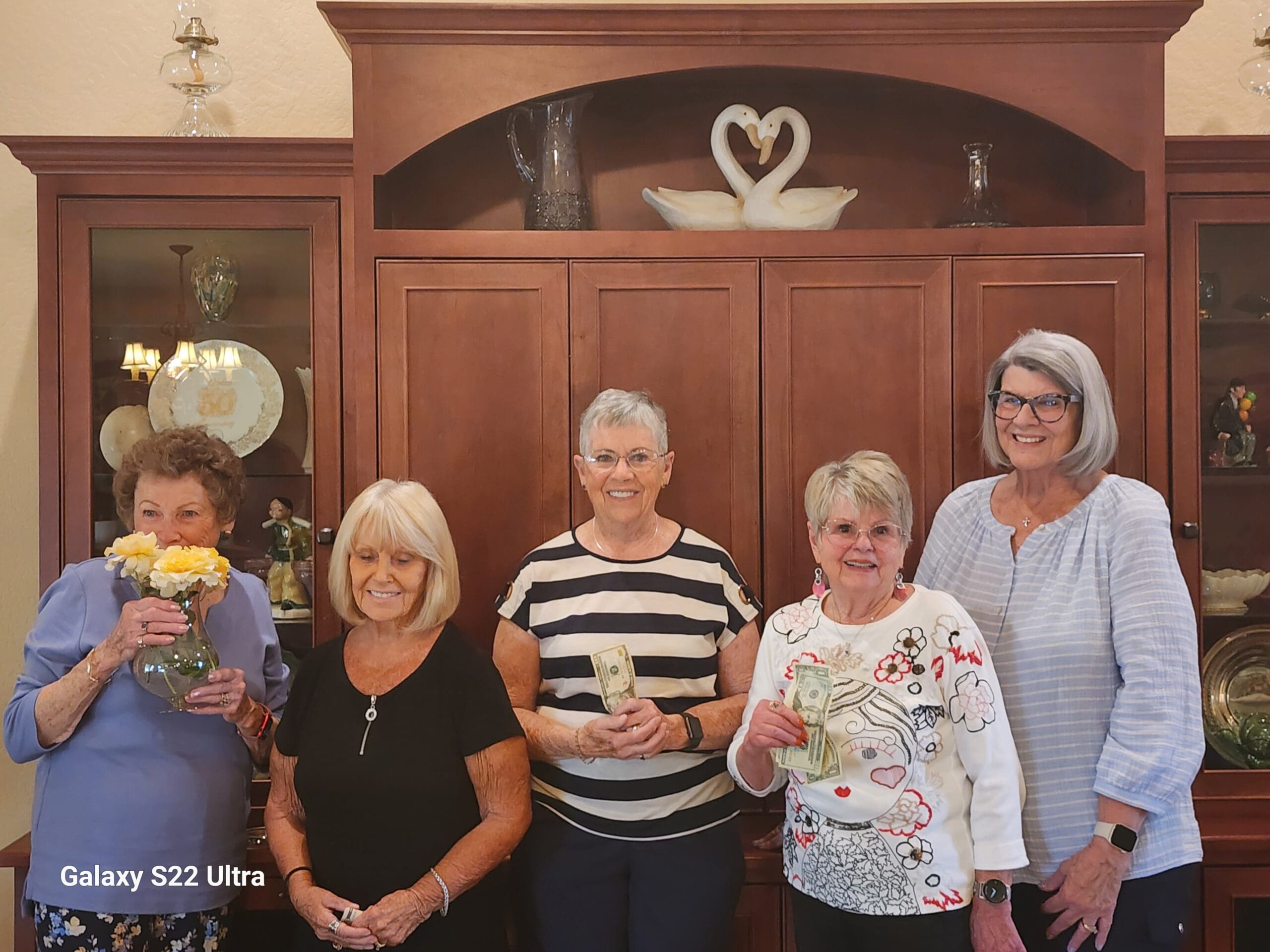 There's Always a Winner at EPWC Bunco - Eagle Point Womens Club